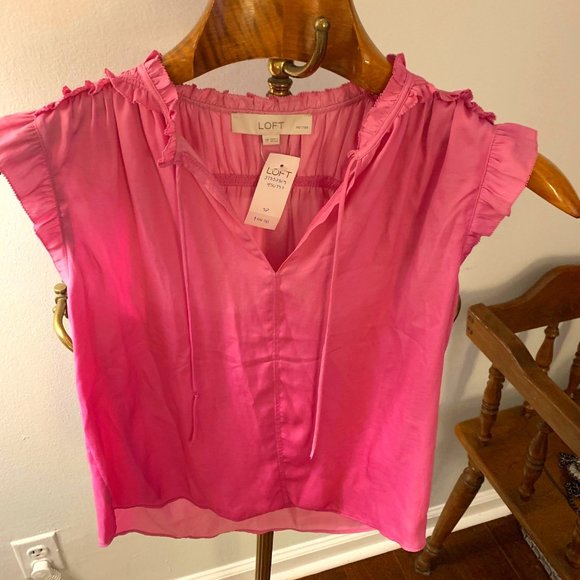 LOFT | Tops | Lovely Pink Ruffle Top | Poshmark